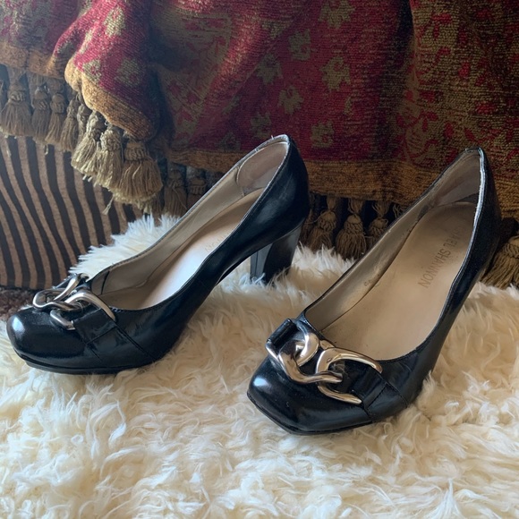 Michael Shannon | Shoes | Michael Shannon Brand Shiny Black Pump | Poshmark